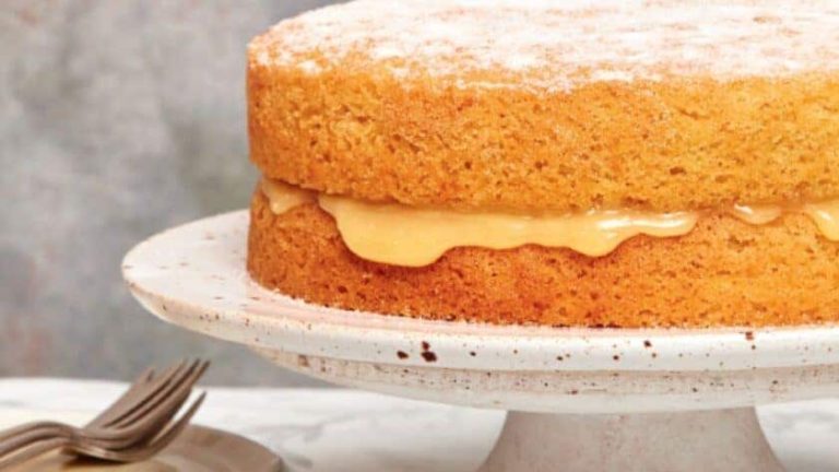Easy Mary Berry Lemon Victoria Sponge Recipe - Mary Berry Cooks