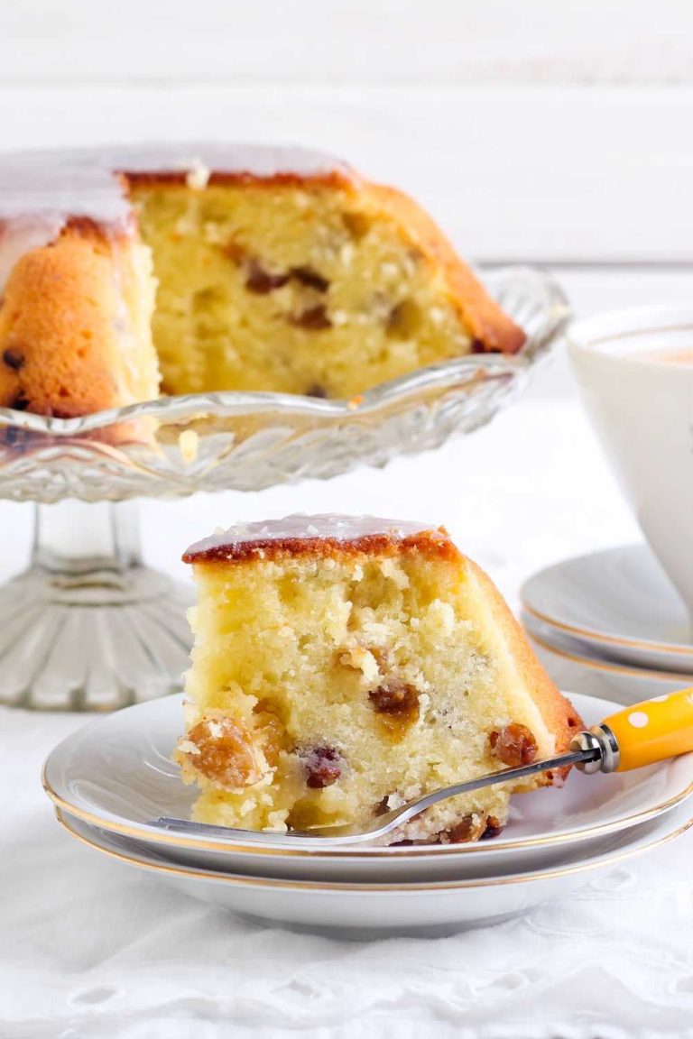 Easy Mary Berry Manor House Cake Recipe - Mary Berry Cooks