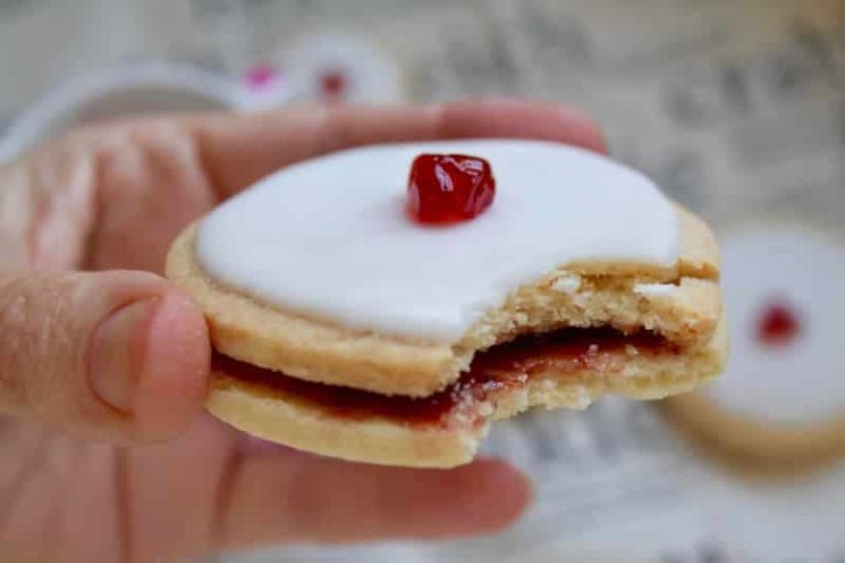 Easy Mary Berry German Biscuits Recipe - Mary Berry Cooks