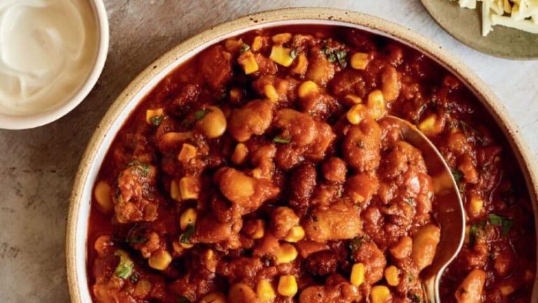 Easy Mary Berry Mixed Bean And Red Pepper Chilli - Mary Berry Cooks