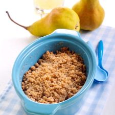 Easy Mary Berry Pear Crumble Recipe - Mary Berry Cooks
